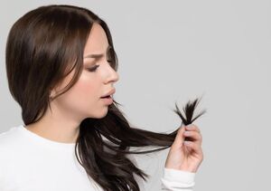 Stylist Reveals How To Easily Dust Your Hair At Home