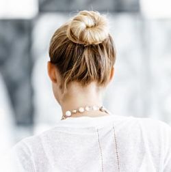 10 Updos For Short Hair Tutorials