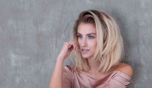 How To Point Cut Your Own Hair | Beginners Guide